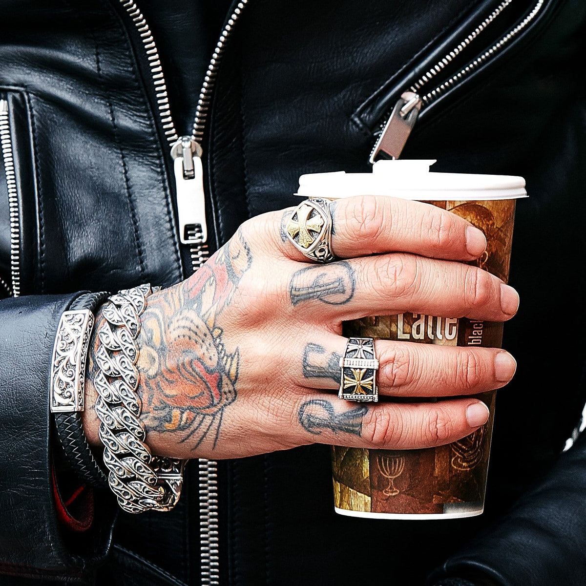 Valor Ring – Silver Phantom Jewelry